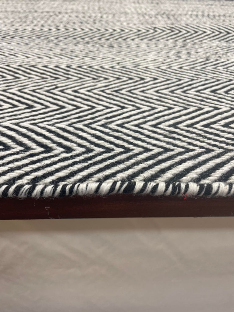 Herringbone Wool Rug 120 x 180cm – Calico House